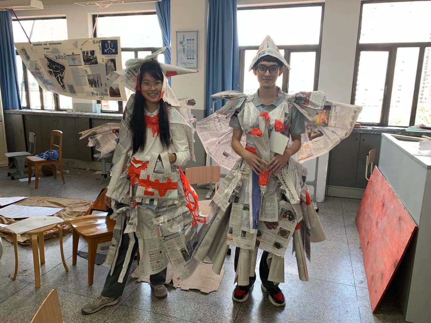 Newspaper Fashion Show - Luwan Senior High School